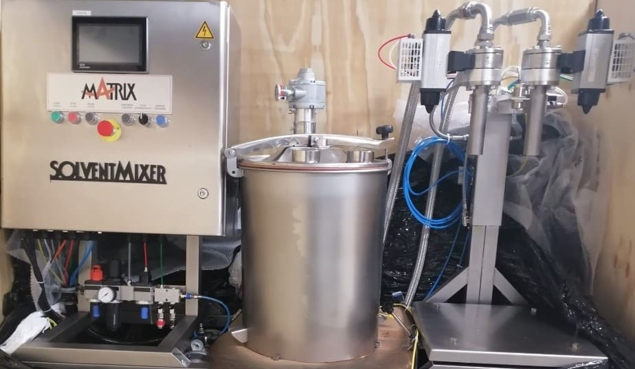 Поставка клеевой станции Solventmixer 3-50LA